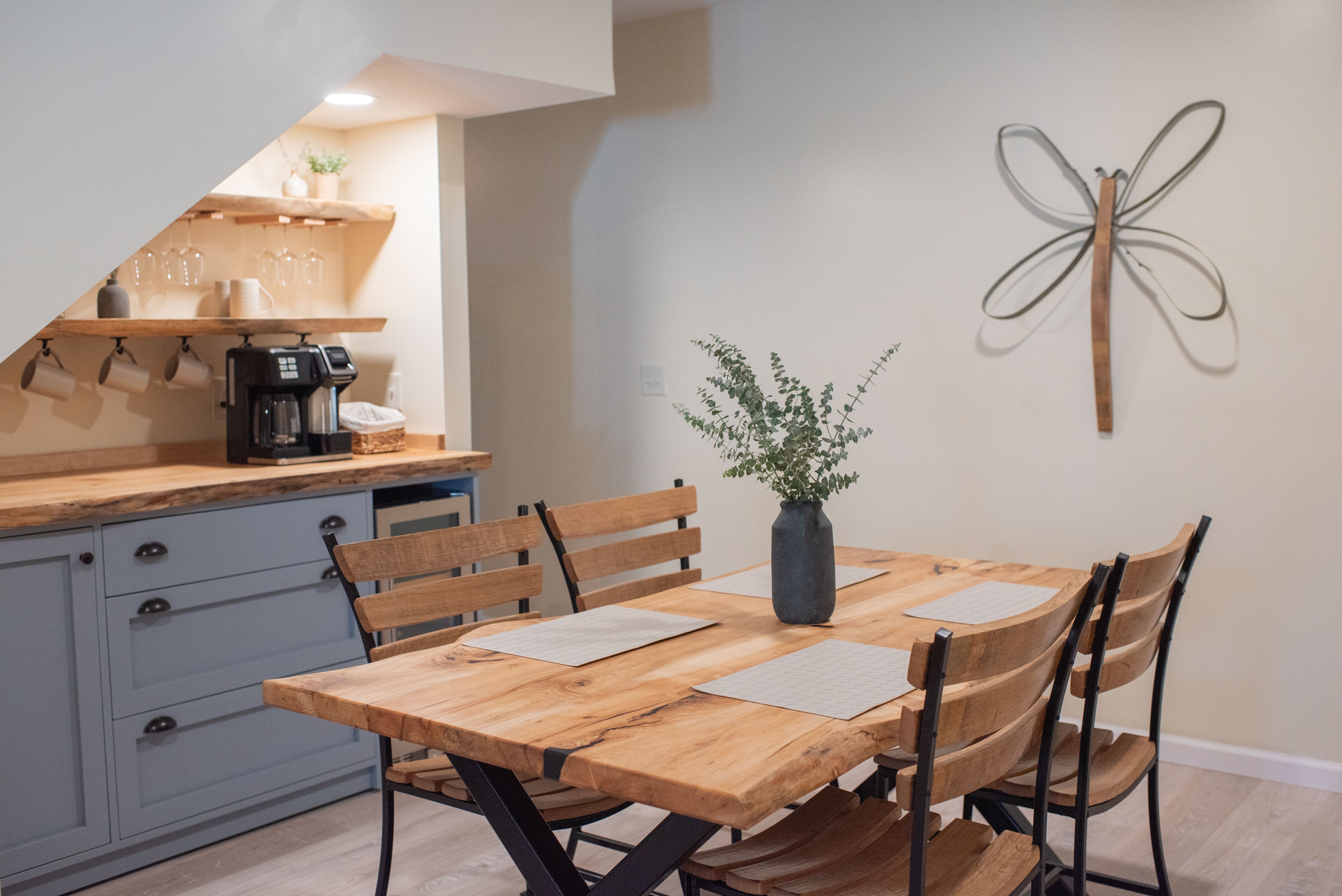 Book — JS Hubbs Guest House